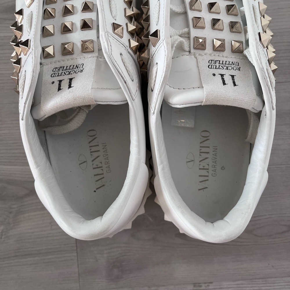 Valentino White Leather Sneakers With Gold Studs - Gem